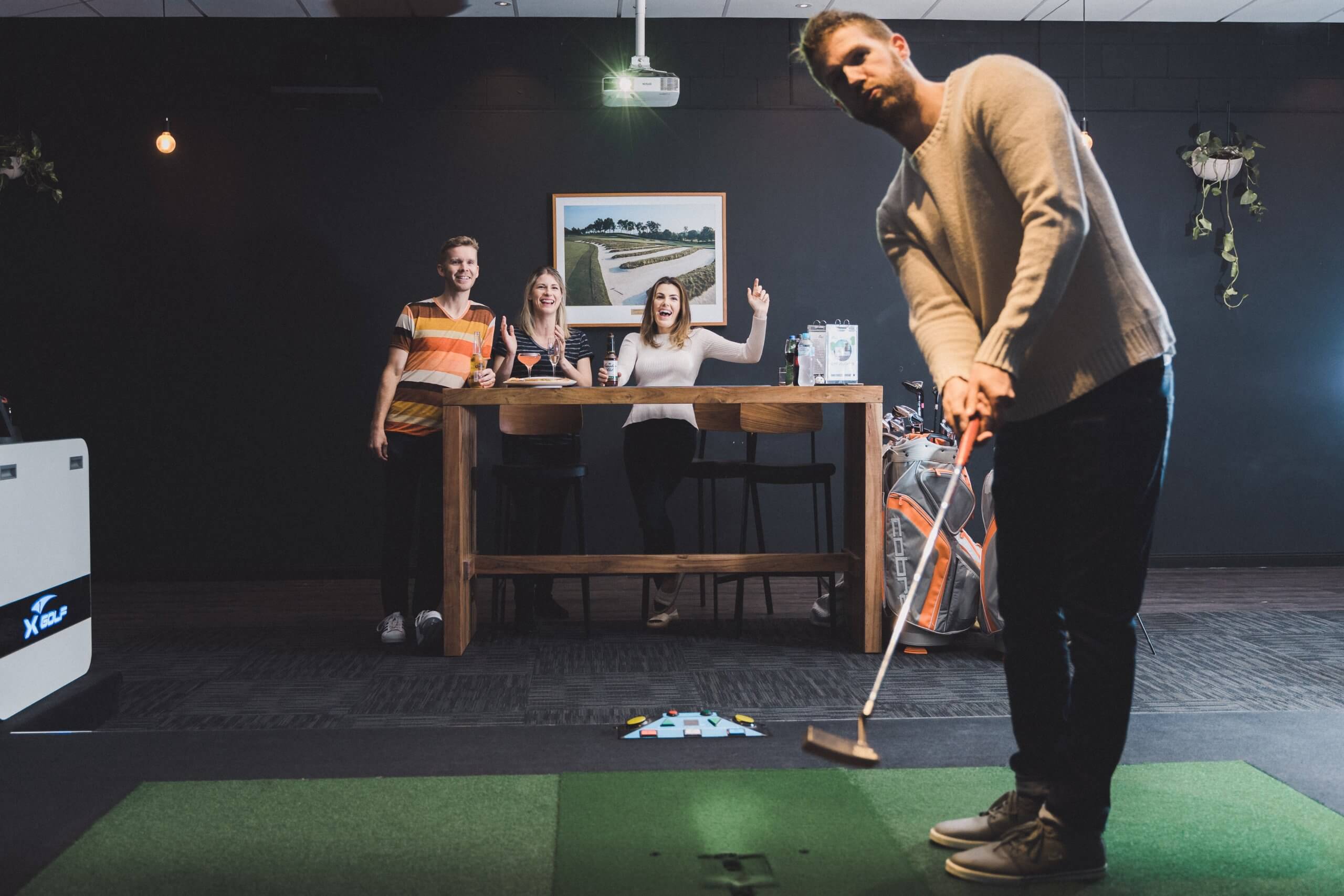 X-Golf Franchise - Own your own Indoor Golf Entertainment Venue & Bar